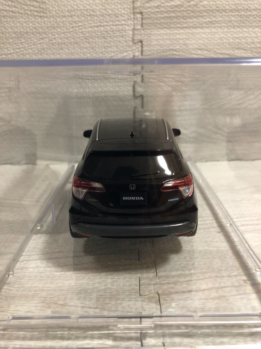 1/24 ホンダ ヴェゼル VEZEL ディーラー特注 非売品 カラー 1/24 ホンダ ヴェゼル VEZEL ディーラー特注 非売品 カラー