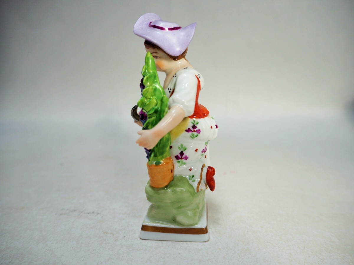 Yahoo!オークション - D1121 Dresdenドレスデン ドール フィギュリン ...