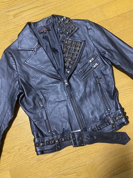 Yahoo!オークション - 美品 【JURY BLACK】バックデザイン Yahoo!オークション - 美品 【JURY BLACK】バックデザイン