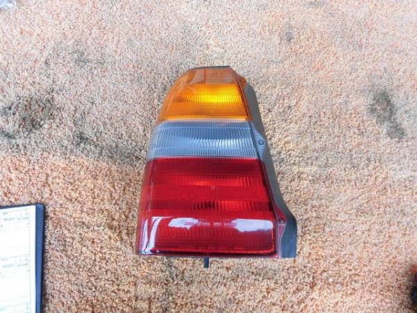 Yahoo!オークション - SXS13 コンフォート 左 テールライト コイト 43-...