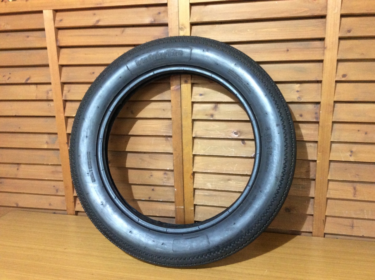 タイヤ 4.00-18 フロント ロードスター Loadstar Tire classic 約9分山 SR400 グラトラB/B GB250 ST250 250TR W400/650/800 ...