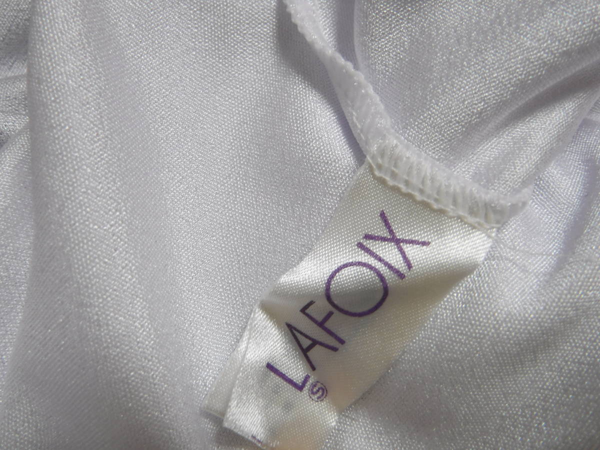 Yahoo!オークション - LAFOIX 良品 シンプルレースのとろみ系純白スリ...