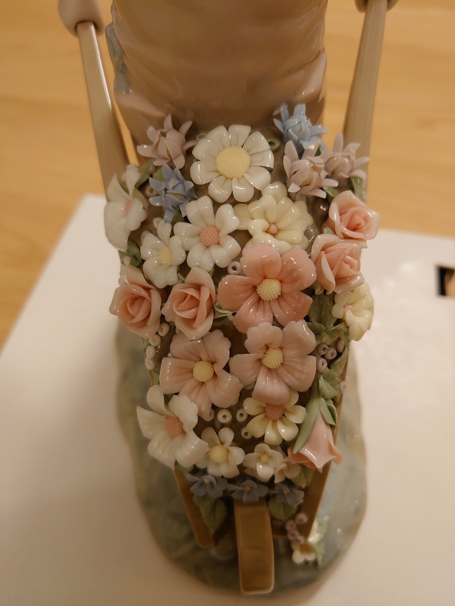 期間限定大幅お値下げ 【極美品 絶版】LLADRO リヤドロ No 1283 期間限定大幅お値下げ 【極美品 絶版】LLADRO リヤドロ No 1283