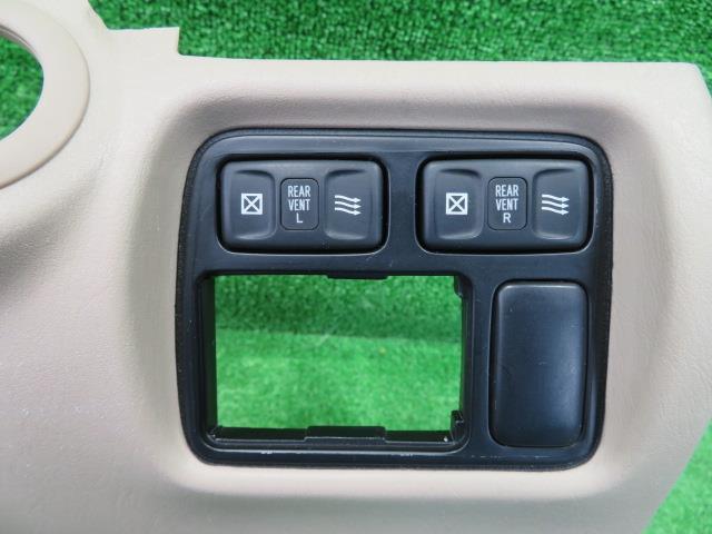 Yahoo オークション ランドクルーザー Uzj100w ハンドル下カバー 553