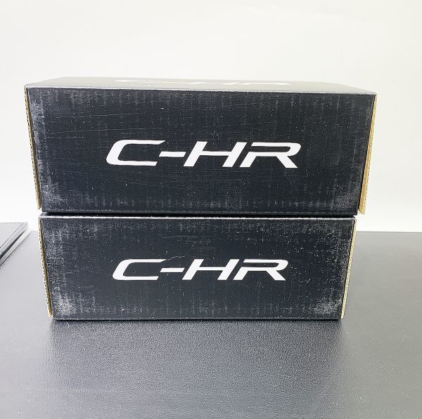 Yahoo!オークション - カラーサンプル ミニカー 1/30 トヨタ C-HR 4 3...