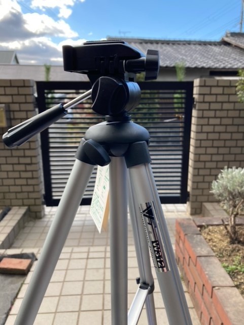 Yahoo!オークション - VF ビデオカメラ コンパクトカメラ 4段三脚 W312...