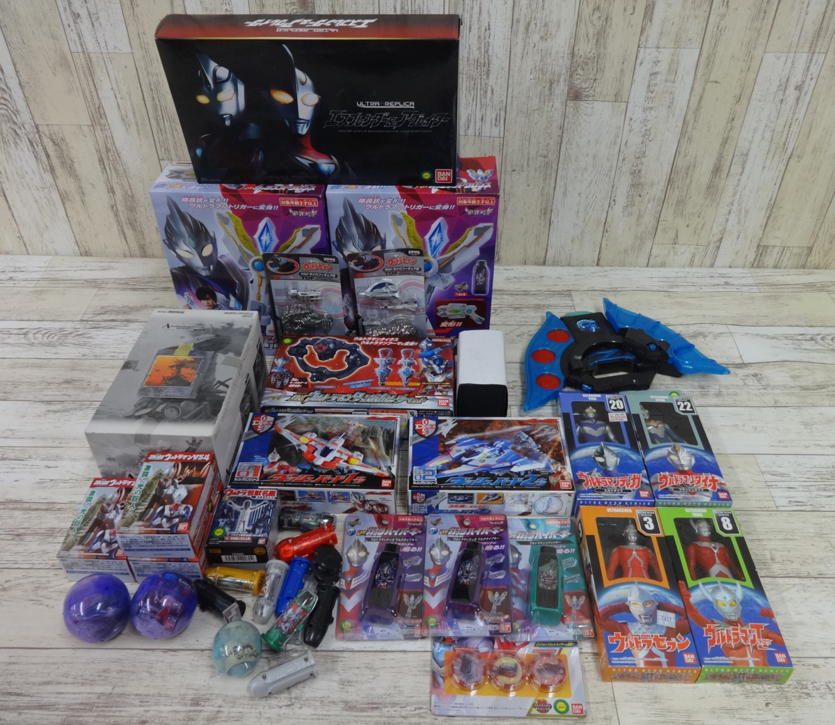 Yahoo!オークション - 067C ウルトラマン系玩具まとめ DXガッツスパー...