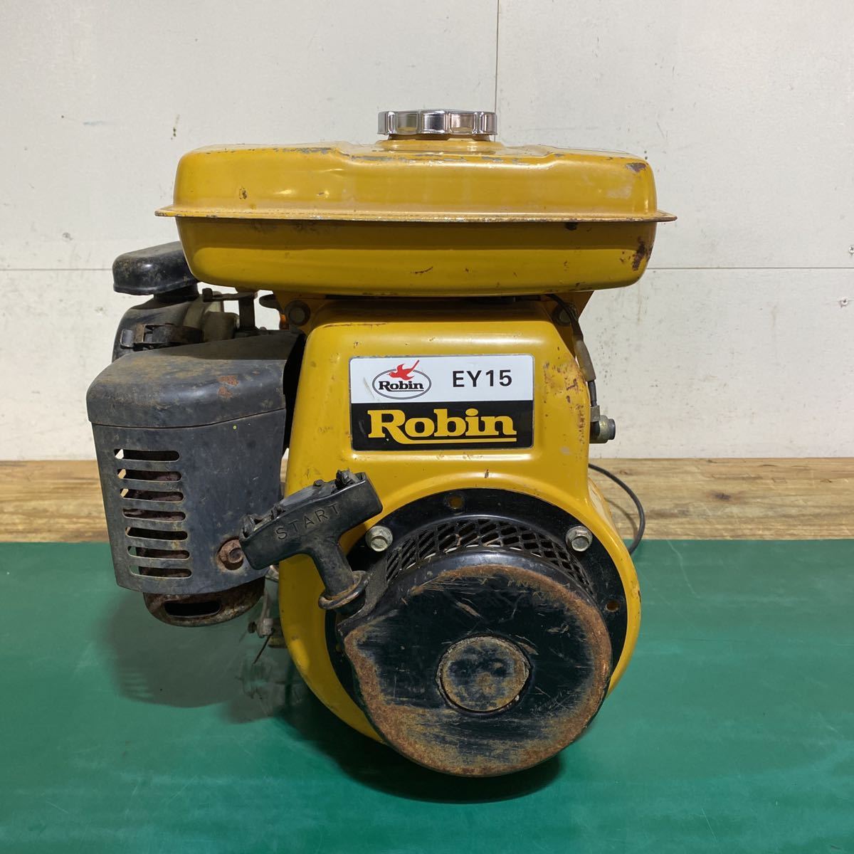 Yahoo!オークション - ROBIN ロビンEY15 ガソリンエンジン 動作OK