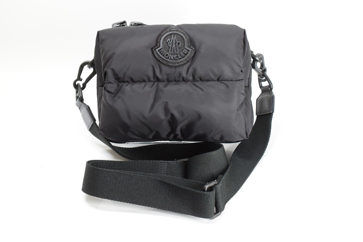 MONCLER モンクレール クロスボディバッグ|Yahoo!フリマ(旧 MONCLER モンクレール クロスボディバッグ|Yahoo!フリマ(旧