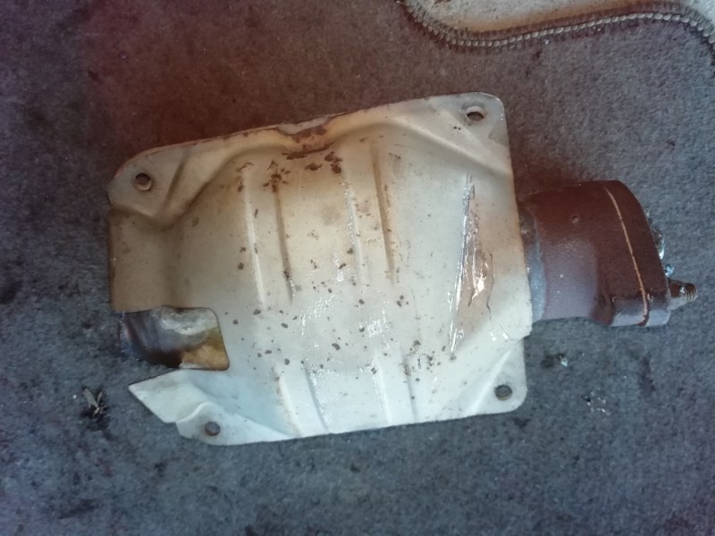 Yahoo!オークション - 三菱 タウンボックス U63W 4A30 触媒 素材 ジャ...