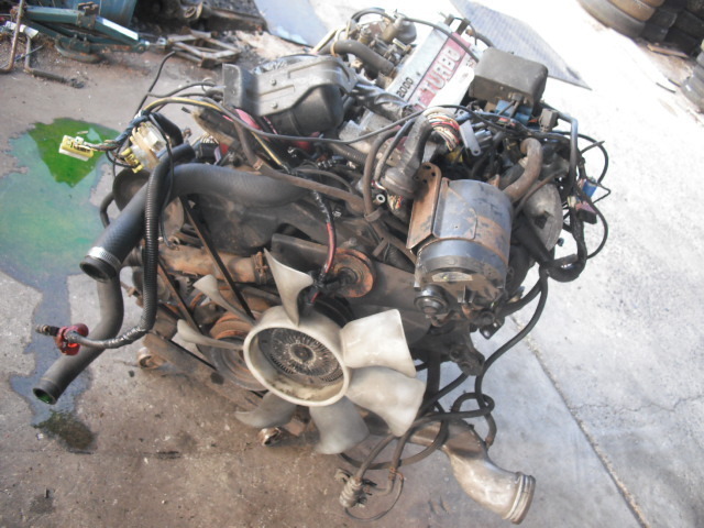 日本代購代標第一品牌【樂淘letao】－『B51』Y30,VG20ET,グロリア,GLORIA,ブロアム ターボ,エンジン ASSY,インマニ,タービン 付き,個人宅と営業所止め発送不可です。