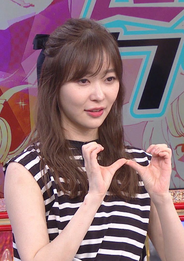 Yahoo!オークション - 指原莉乃（A4サイズPOP）A-27