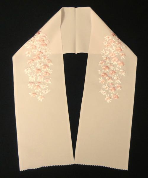 Yahoo!オークション - 3663 成人式・卒業式 刺繍半衿 シルフィル 「ピ...