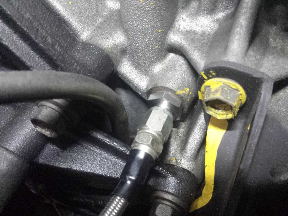 Yahoo!オークション - ステンレス製 AN4-M12-1.25 タービンオイルライ...