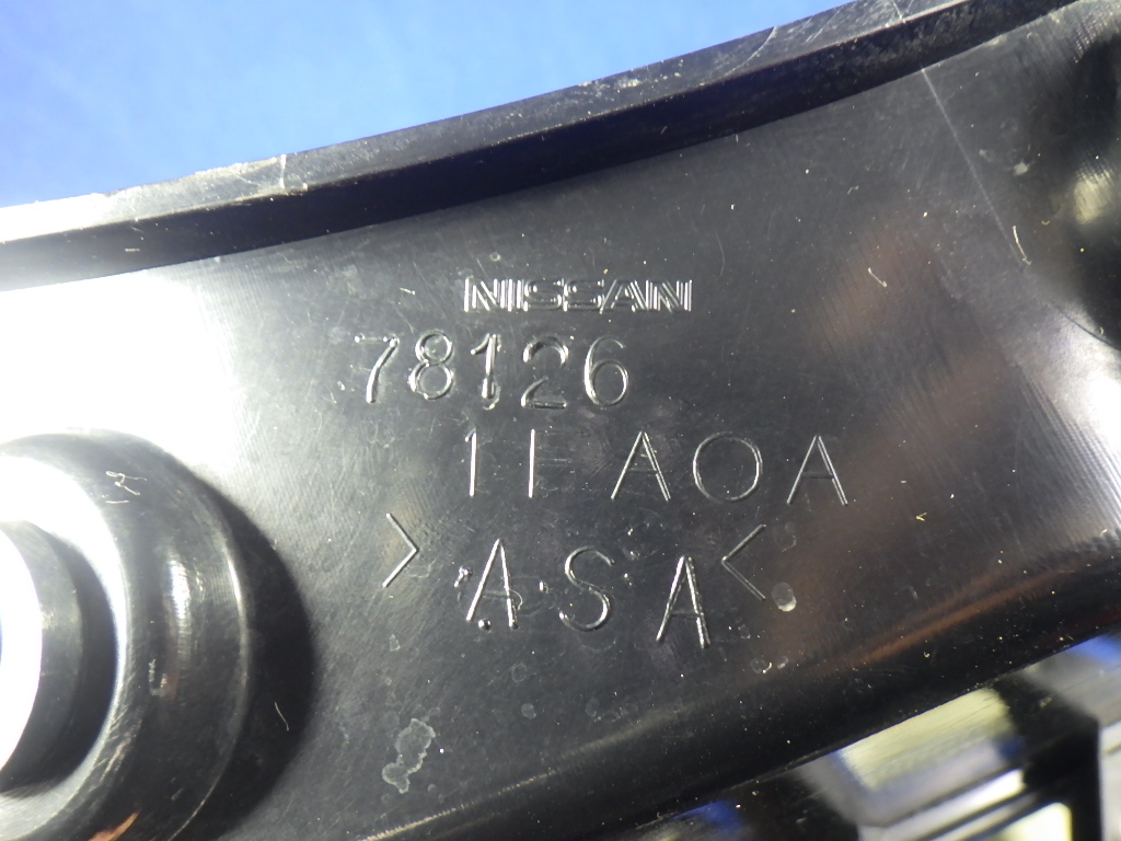 Yahoo!オークション - キューブ Z12 QAB パールホワイト リヤバンパ...