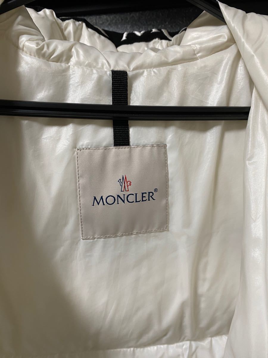 モンクレール MONCLER ダウンジャケット モンクラー 白 ホワイト モンクレール MONCLER ダウンジャケット モンクラー 白 ホワイト