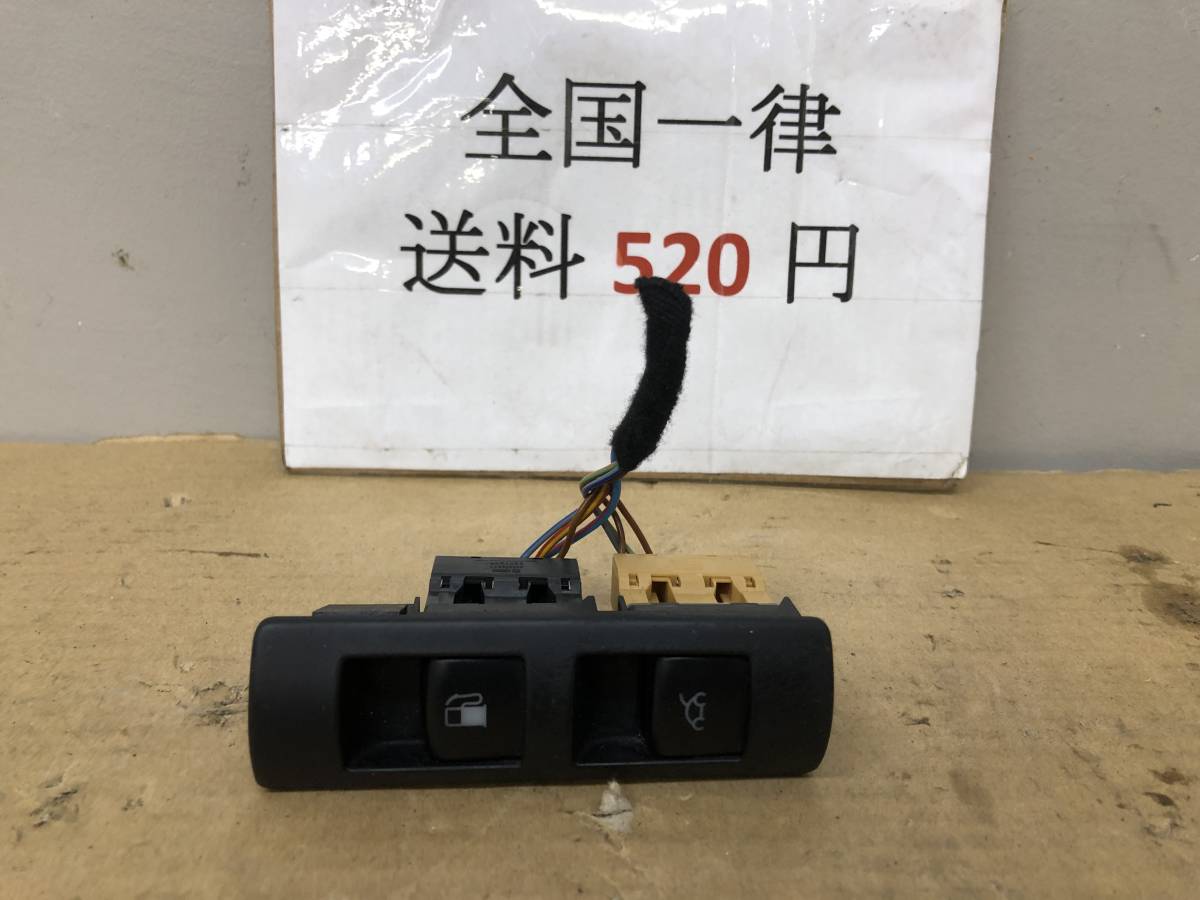 Yahoo!オークション - 管B049 ニュービートル 9CAWU 給油口 リアゲート...