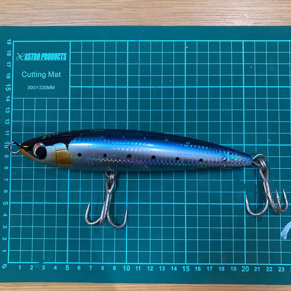 Yahoo!オークション - シマノ 別注平政190F 190mm 85g マイワシホロ オ...