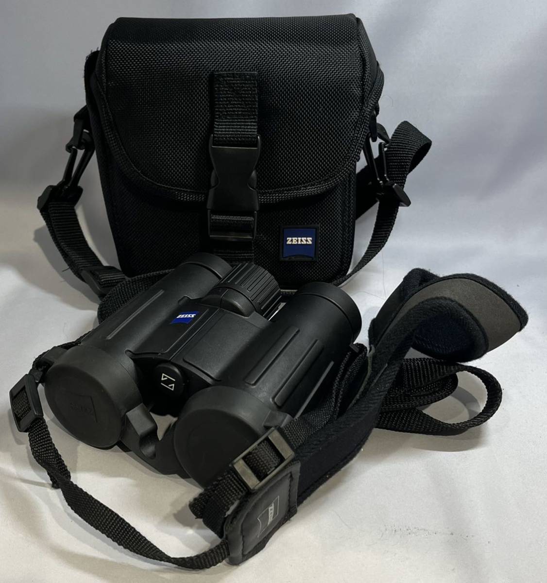 Yahoo!オークション - CARL ZEISS カールツァイス 双眼鏡 8×32 T Yahoo!オークション - CARL ZEISS カールツァイス 双眼鏡 8×32 T