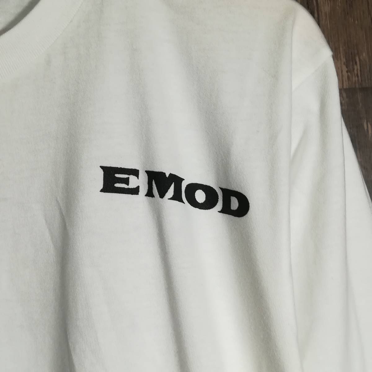 Yahoo!オークション - EMOD・蛾・武装戦線・ワースト・ロンT長袖・白・...