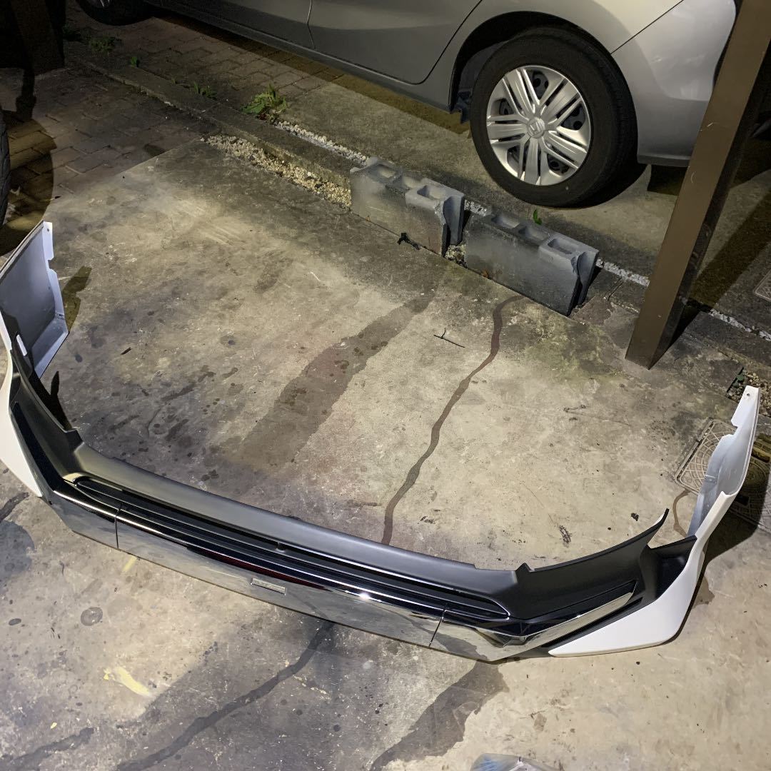 Yahoo!オークション - ZRR80 ZWR80 80 ノア フロントスポイラー フロン...