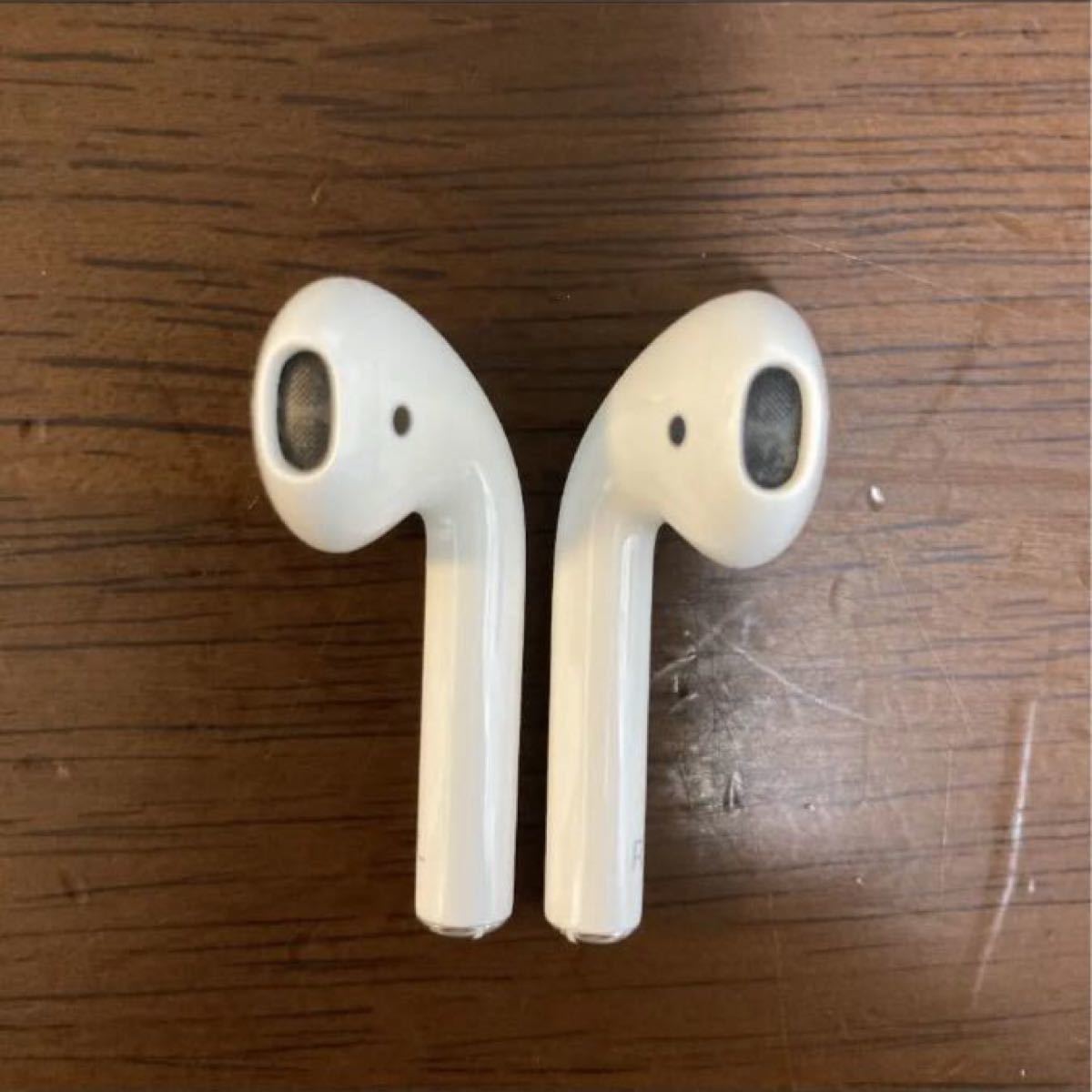 保証書あります AirPods Apple アップル 第2世代 MV7N2J/A 保証書あります AirPods Apple アップル 第2世代 MV7N2J/A