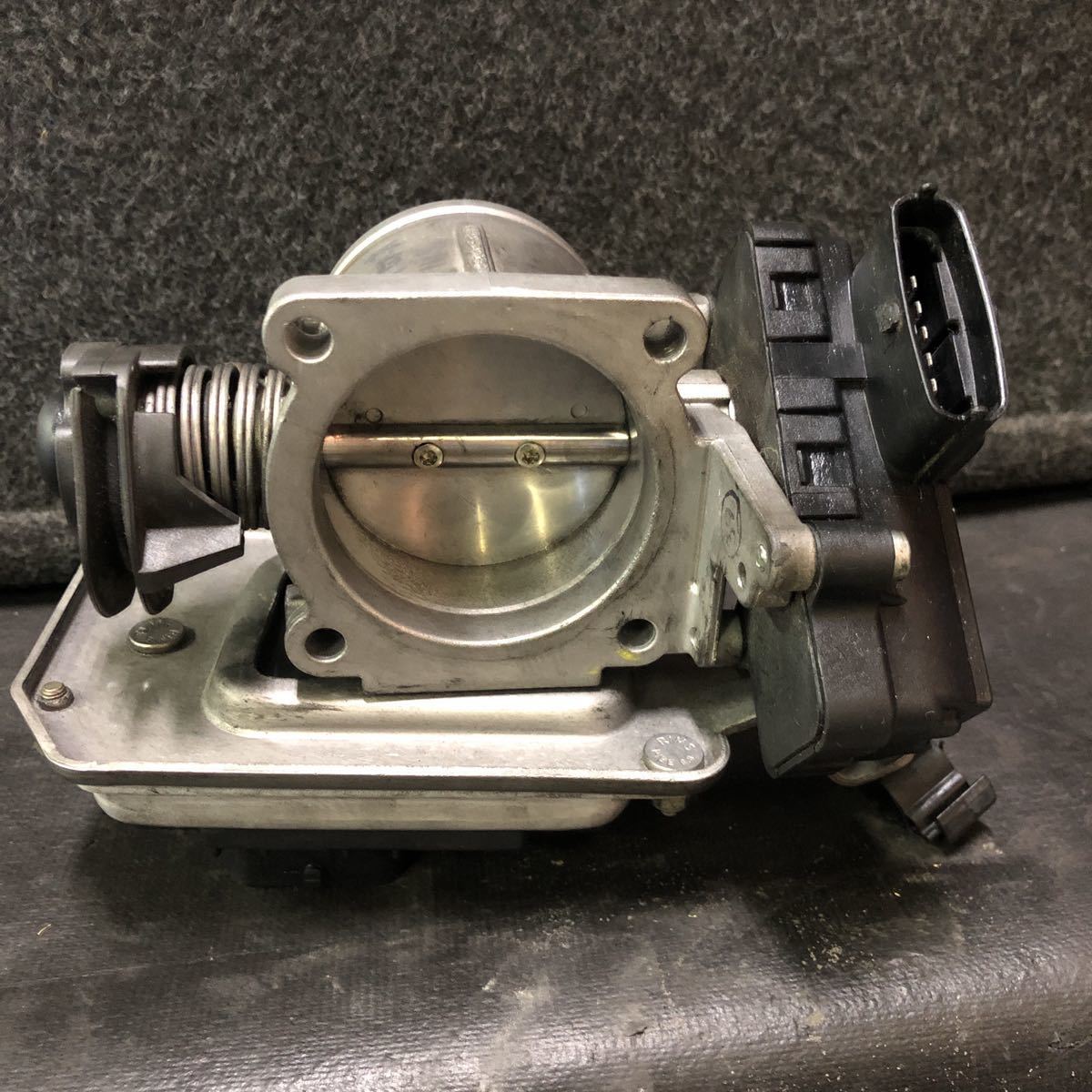 アルファロメオ 145 156 GTV スパイダー等 BOSCH No 0132008650 アルファロメオ 145 156 GTV スパイダー等 BOSCH No 0132008650