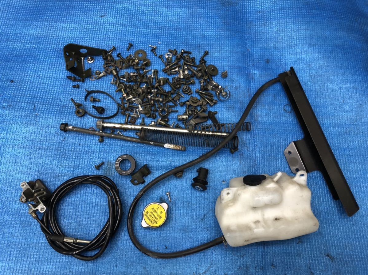 Yahoo!オークション - マジェスティ125 Fi ネジ1台分 検純正 社外 e374...