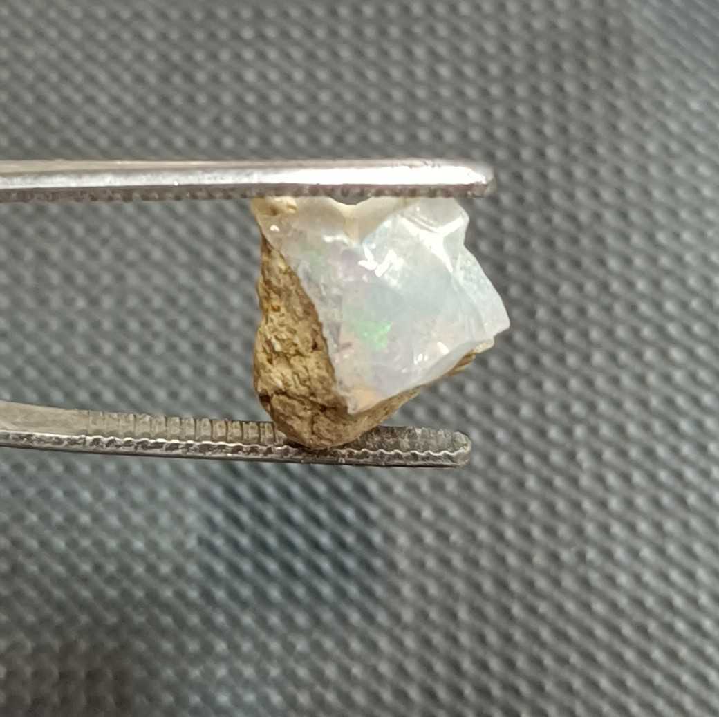 Yahoo!オークション - 光の石 オパール5.85ct