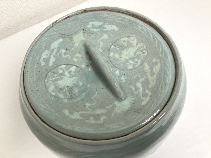 送料込み 高麗青磁 李貞夏造 水廣陶窯 水指 茶道 焼物 青磁 鶴 送料込み 高麗青磁 李貞夏造 水廣陶窯 水指 茶道 焼物 青磁 鶴