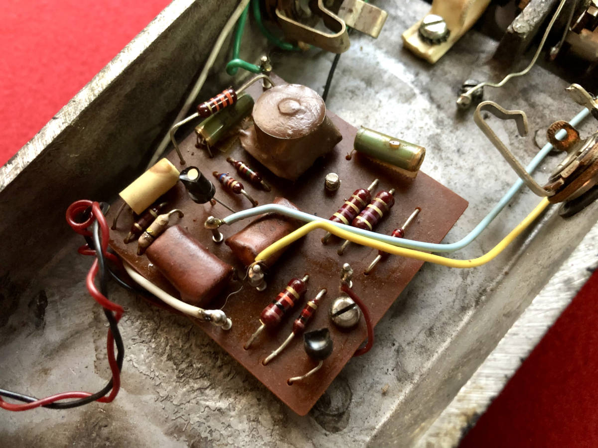 Yahoo!オークション - Vox Cry Baby Wah 1969年頃 Icar Pot Yahoo!オークション - Vox Cry Baby Wah 1969年頃 Icar Pot