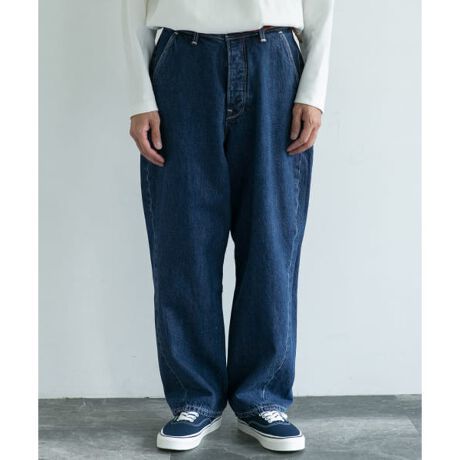 新品 LEVI'S RED TWISTED BAGGY TROUSER W31 定価24 200円 新品 LEVI'S RED TWISTED BAGGY TROUSER W31 定価24 200円
