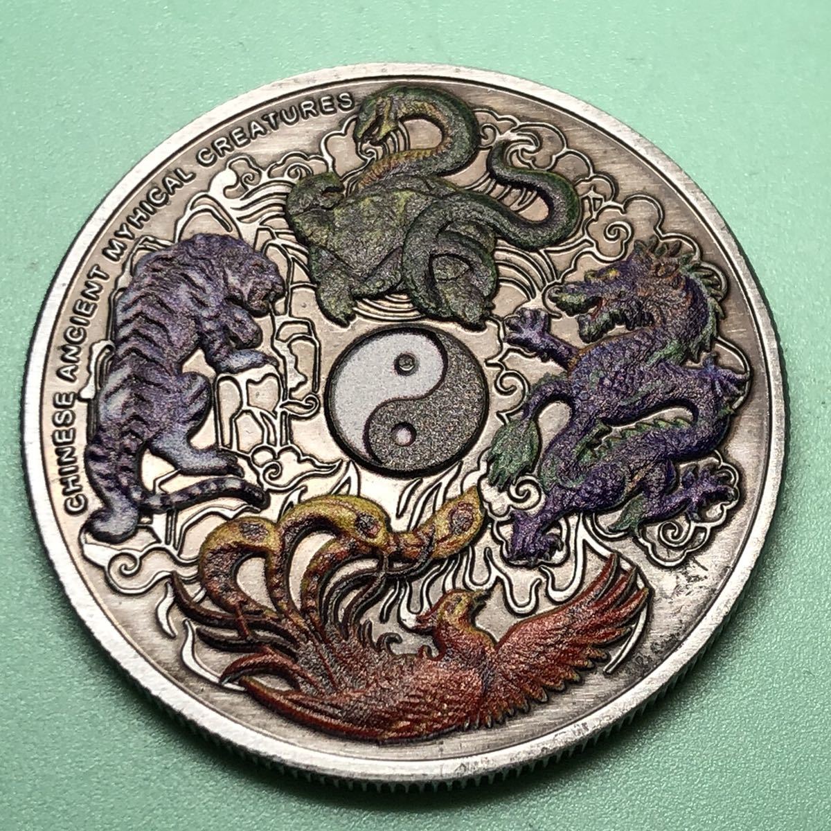 Yahoo!オークション - [記念硬貨]エリザベス女王 古銭 記念コイン 絵銭...