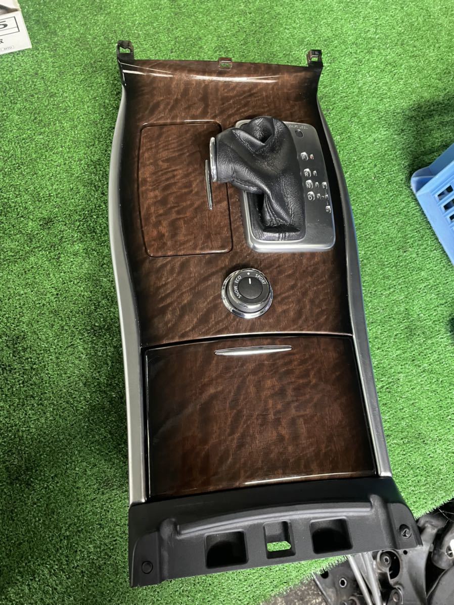 Yahoo!オークション - ⑩ 日産 Y51 フーガ シフトパネル F-4