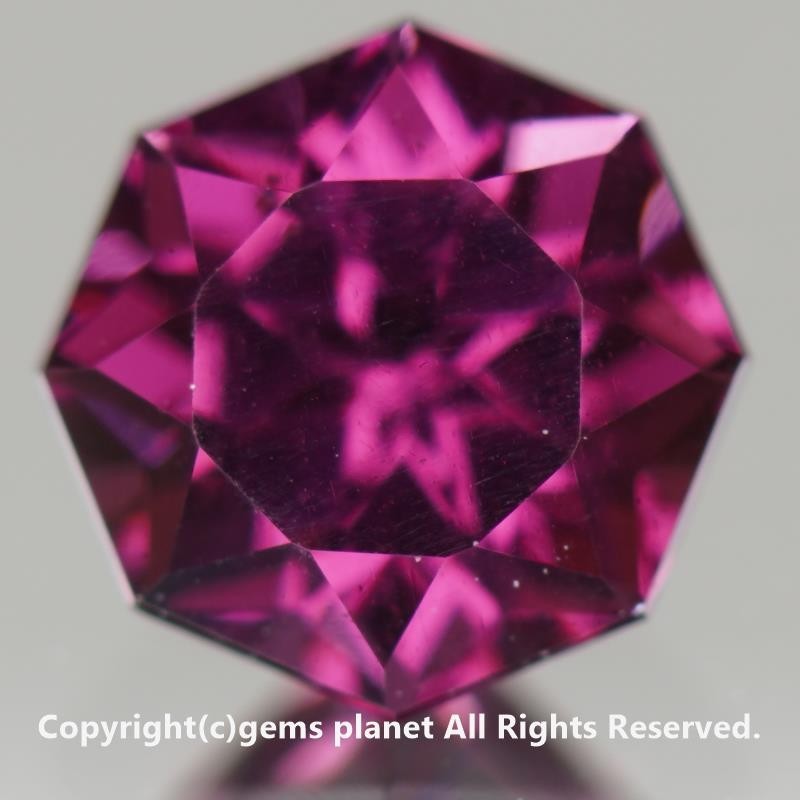 Yahoo!オークション - 0.66ct パープルガーネット モザンビーク産