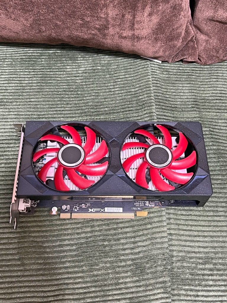 Yahoo!オークション - XFX RADEON RX 560 4G ジャンク扱い