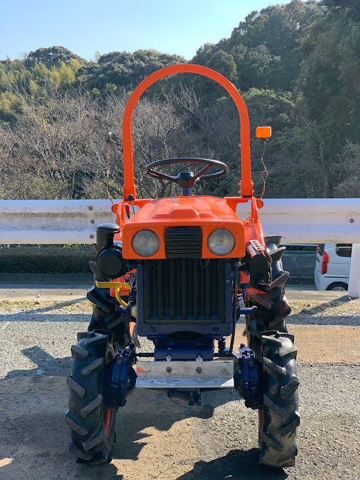 Yahoo!オークション - KUBOTA クボタ B6000 トラクター 4WD Yahoo!オークション - KUBOTA クボタ B6000 トラクター 4WD