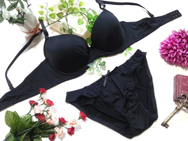 Yahoo!オークション - C85LL Wパッドで谷間メイク ボリュームアップ 盛...