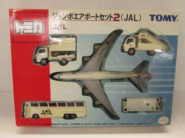 Yahoo!オークション - 35 送60サ 0404&C14 トミカ ジャンボエアポート ...