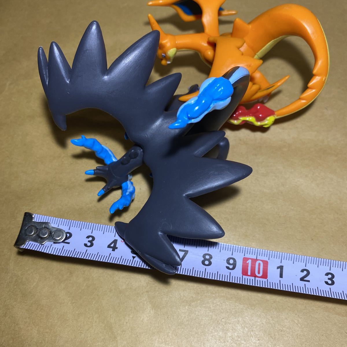 ポケモン メガシンカフィギュア メガリザードン X Y 2体セット ポケモン メガシンカフィギュア メガリザードン X Y 2体セット