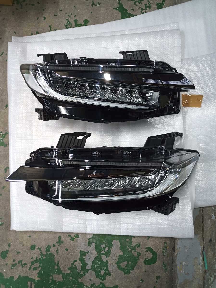 Yahoo!オークション - ホンダ インサイト ZE4 左右ヘッドライト 送料30...