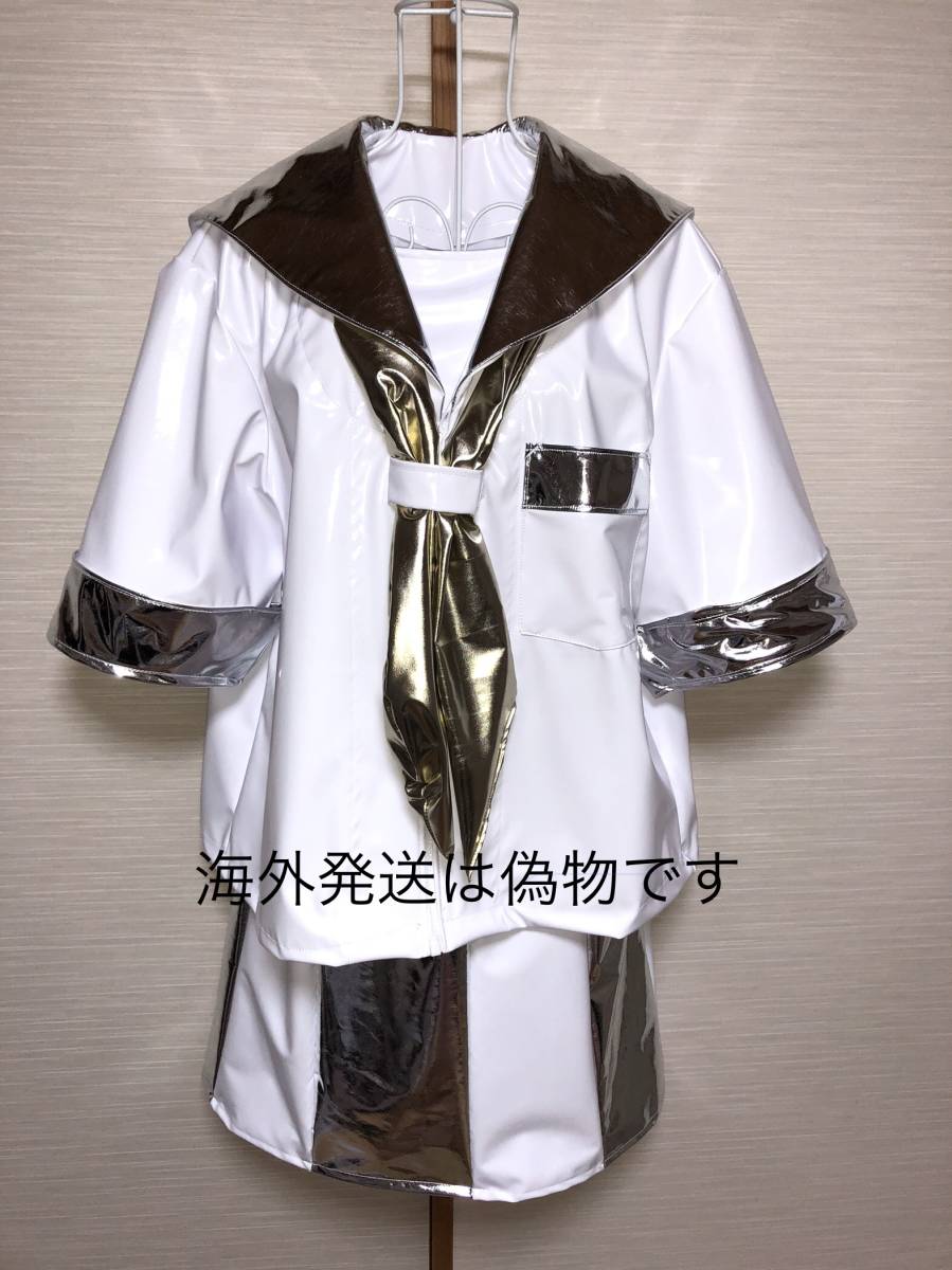 Yahoo!オークション - 超光沢 鏡面エナメルセーラー服 シルバーx Yahoo!オークション - 超光沢 鏡面エナメルセーラー服 シルバーx