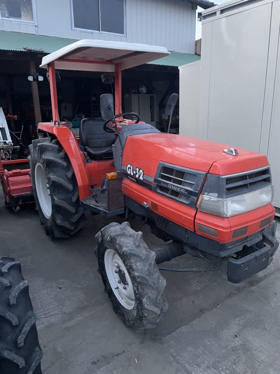 Yahoo!オークション - クボタトラクター GL32