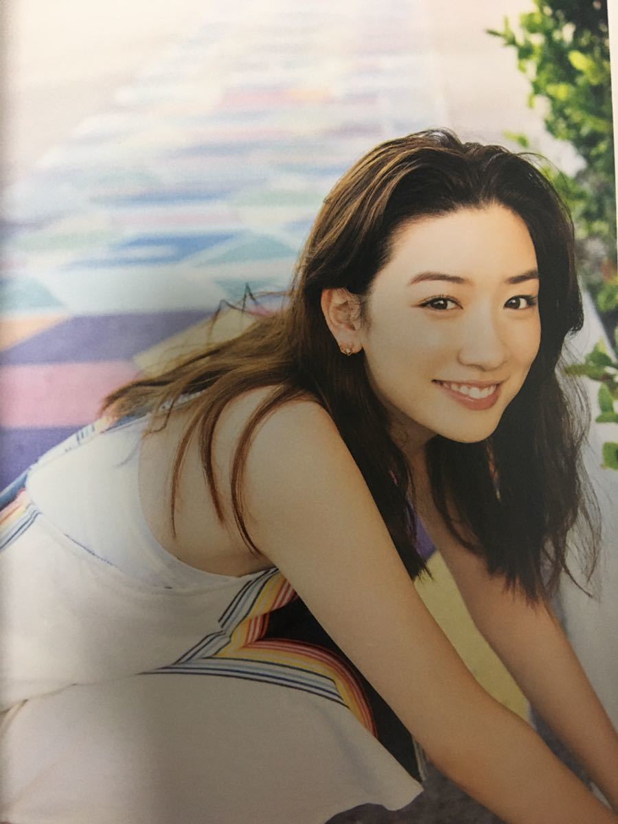 Yahoo!オークション - moment Mei Nagano 永野芽郁 写真集 初版 帯付き