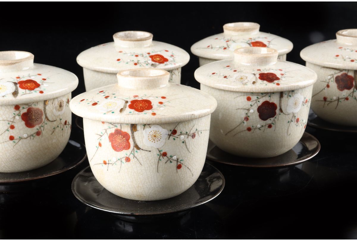 Yahoo!オークション - [URA]色絵梅文蓋茶碗6客/9-s2-178(検)骨董/古玩/...