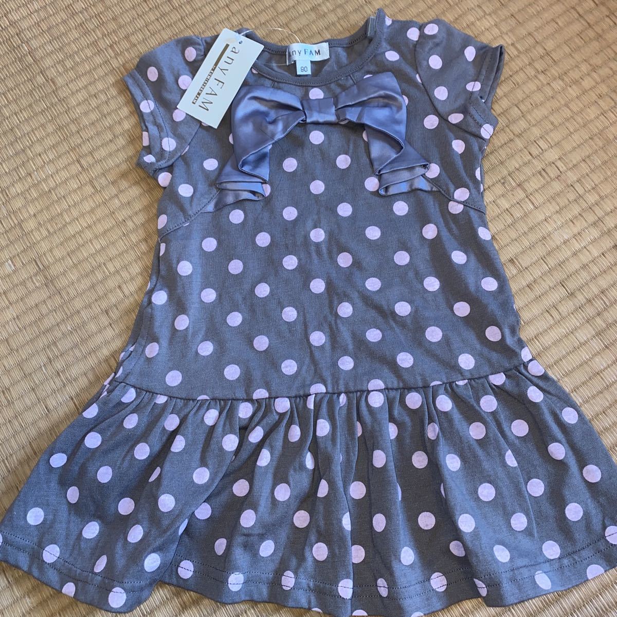 Yahoo!オークション - 新品タグ付きanyFAM エニィファム 半袖ワンピー...