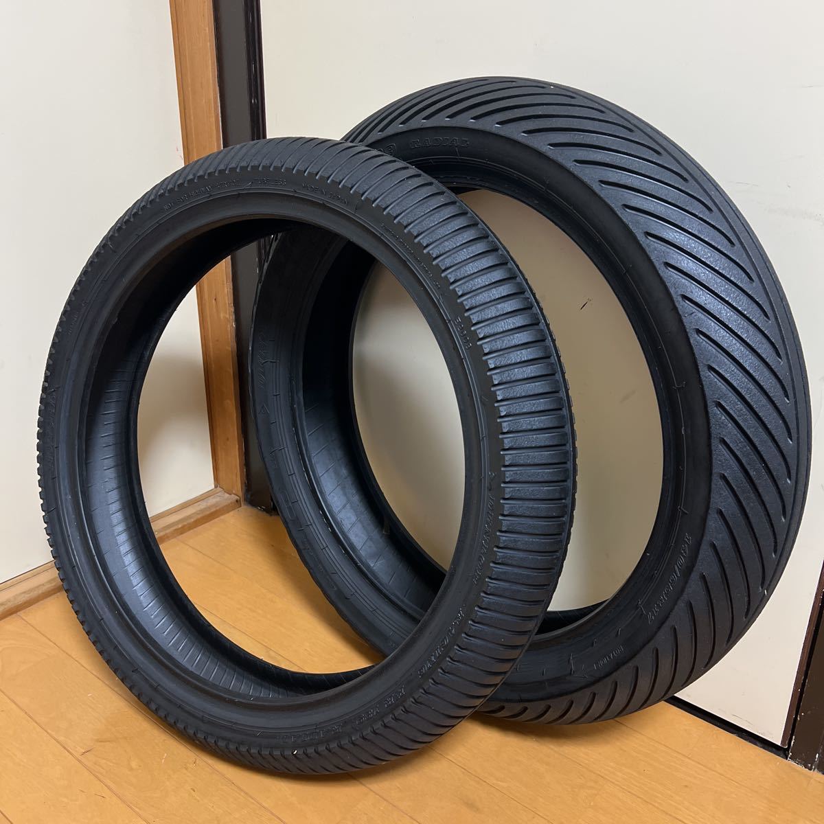 Yahoo!オークション - DUNLOP レインタイヤ ② 110/70R17 KR189 Yahoo!オークション - DUNLOP レインタイヤ ② 110/70R17 KR189