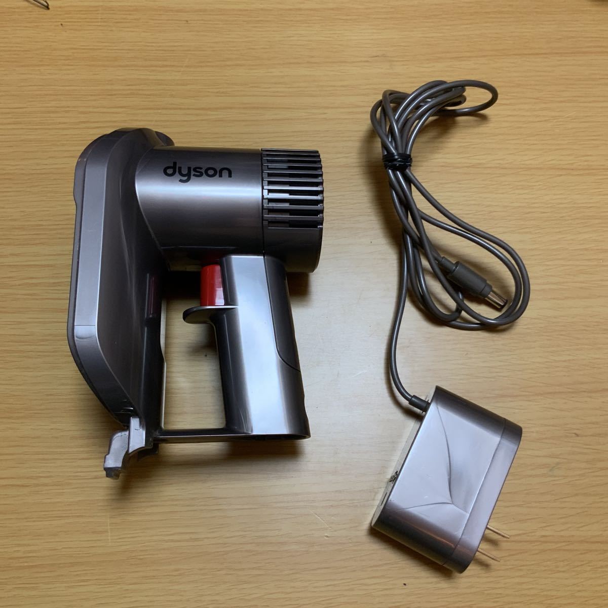 Yahoo!オークション - dyson ダイソン コードレスクリーナー DW3-JP-E...