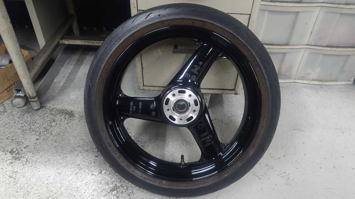 Yahoo!オークション - ZRX1200 フロント純正ホイール ロッソコルサ2 12...