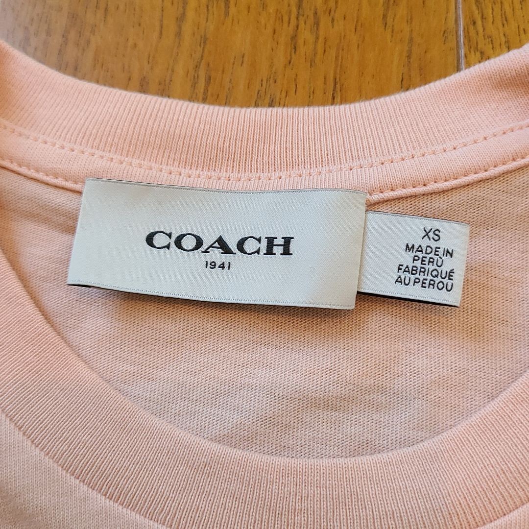 コーチ☆COACH☆ダイナソー恐竜Tシャツ☆ピンク(コーチ)|売買 コーチ☆COACH☆ダイナソー恐竜Tシャツ☆ピンク(コーチ)|売買